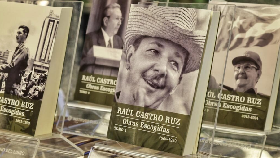 Ahora que no hubo Feria del Libro, ¡a leer a Raúl Castro! | DIARIO DE CUBA